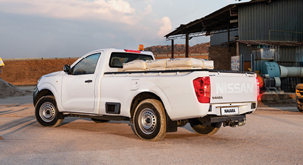 Nissan Navara Single Cab | Commercial Vehicles | Nissan